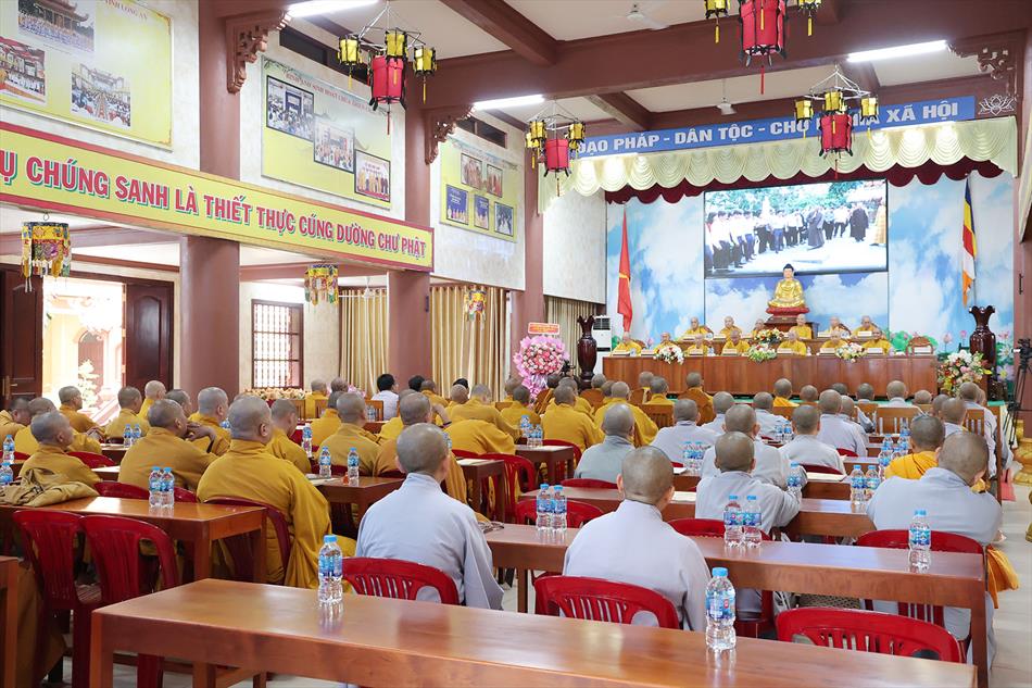 LỄ TRI ÂN VÀ TRAO QUYẾT ĐỊNH TỔ CHỨC NHÂN SỰ PHẬT GIÁO TỈNH LONG AN